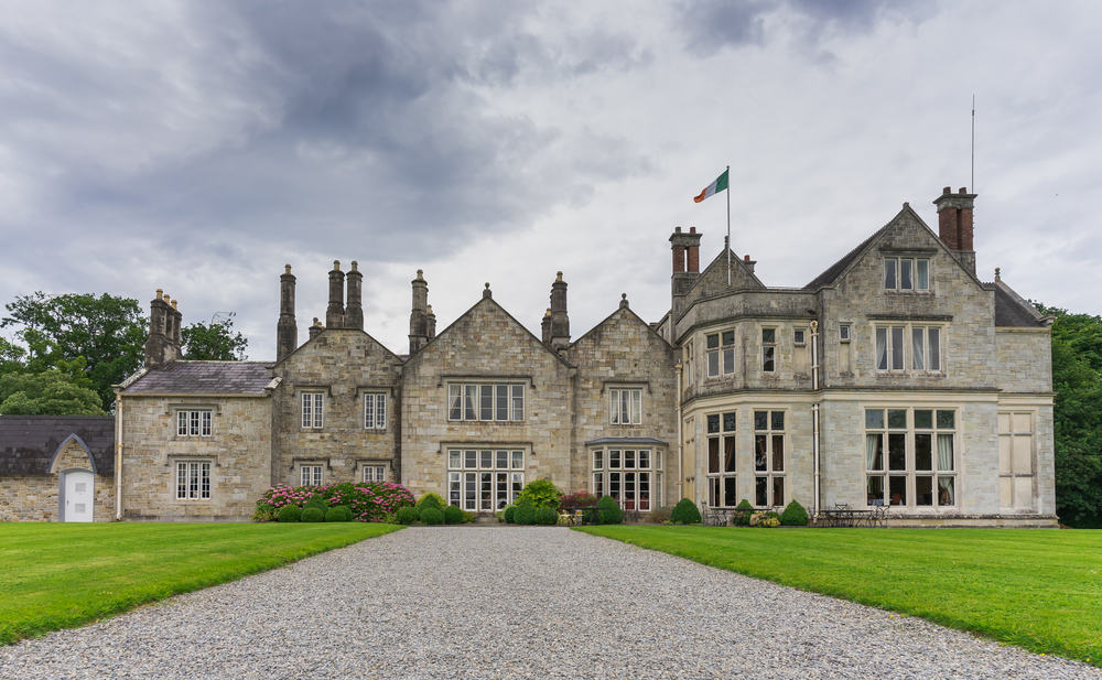 10 Best Castle Hotels In Ireland Out Of A Fairytale - Follow Me Away