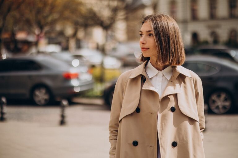 What To Wear In Paris In Spring: Paris Outfit Ideas for March, April ...