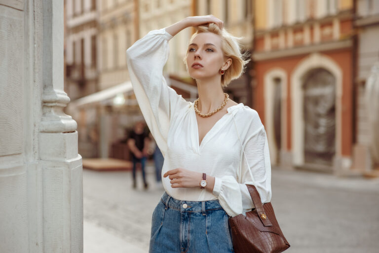 16 Cute Europe Outfit Ideas For Spring: What To Wear In Europe In March ...